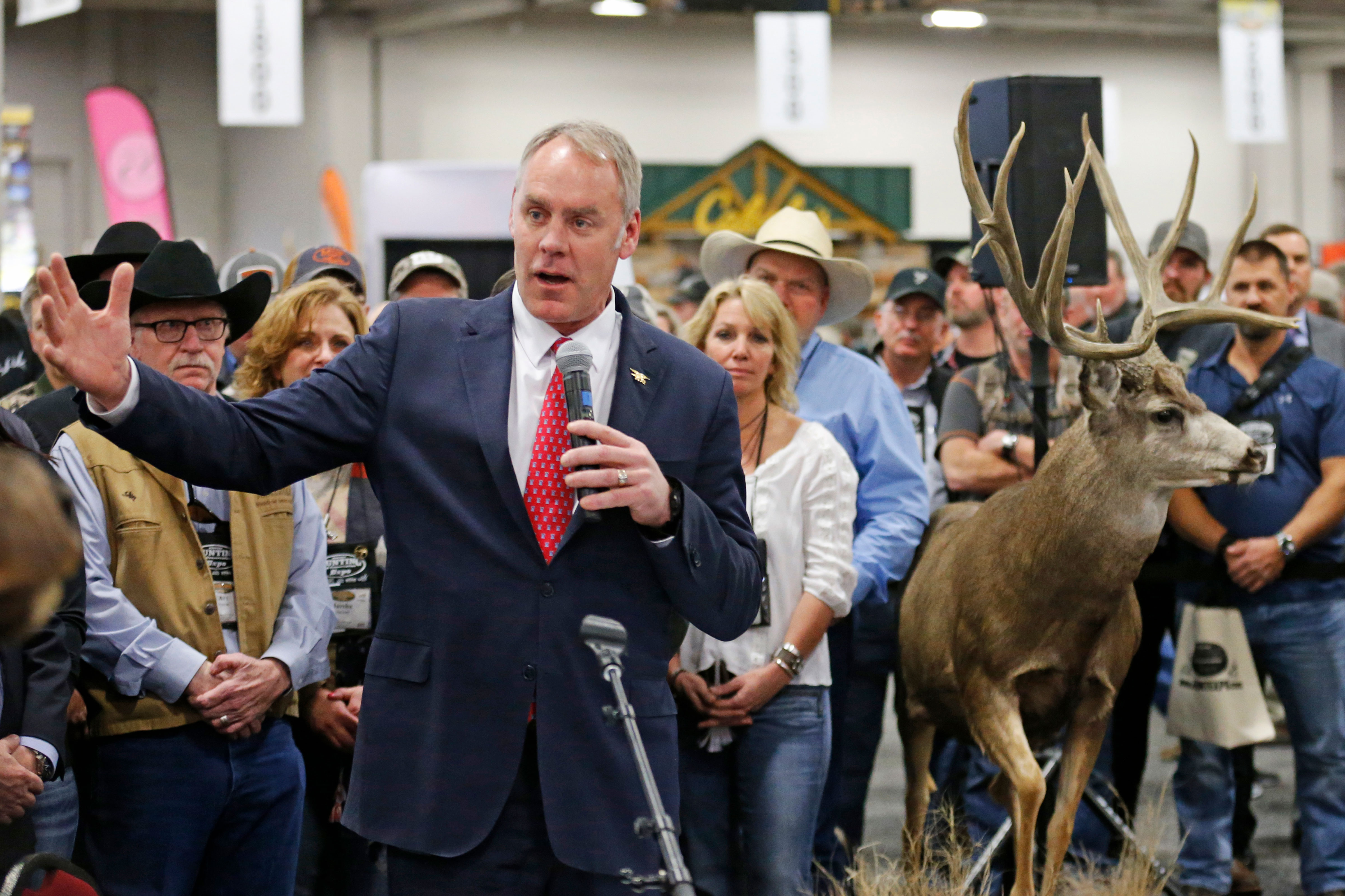 Despite Criticism, Zinke Forges Ahead With Interior’s Massive Overhaul