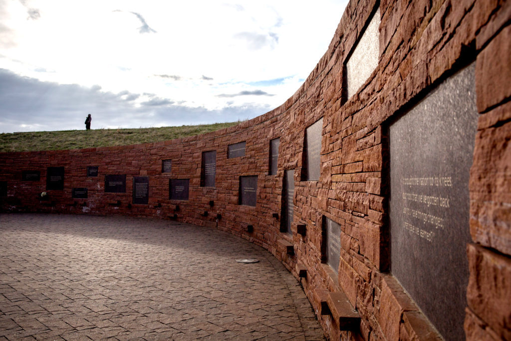 Columbine 25th Anniversary: Students and teachers to be honored Friday ...