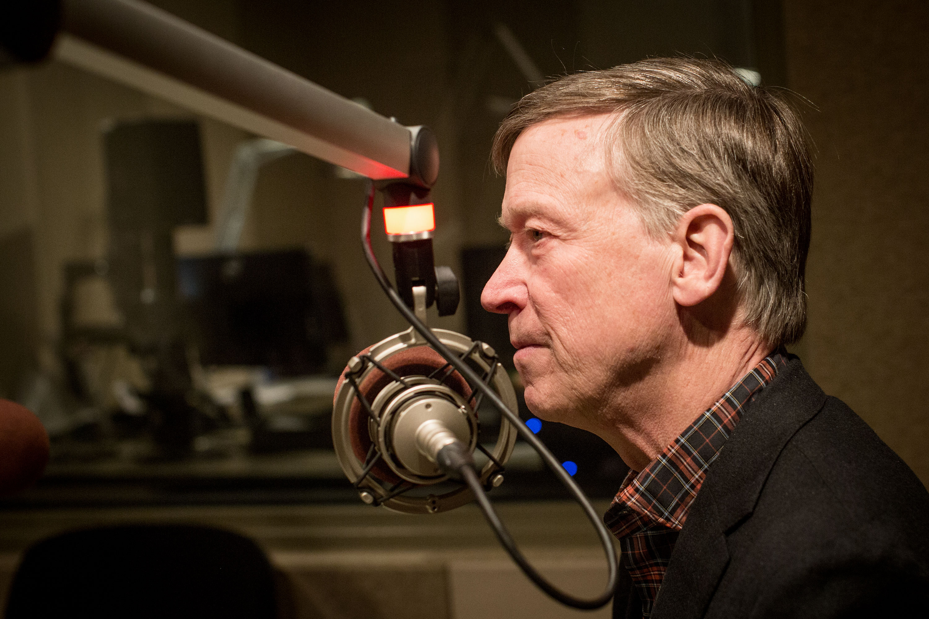 Hickenlooper Pitches A $15 Minimum Wage Plan That Would Stagger ...