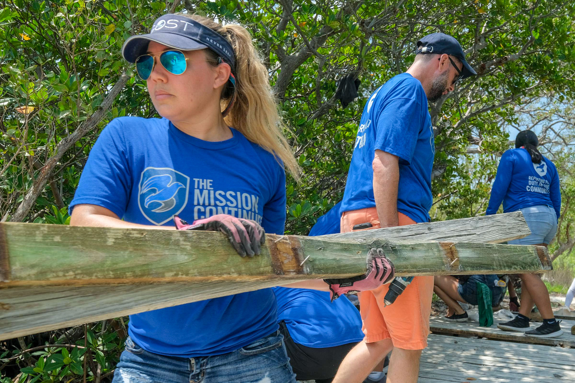 ‘Walking The Trail, Walking Off The War’: Outdoor Therapy Helps ...