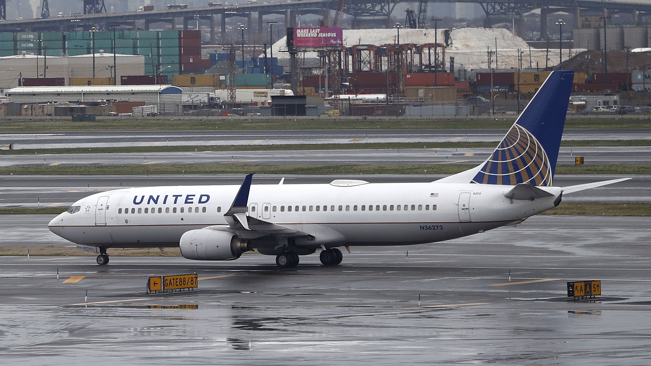 United Airlines Settles With Passenger Dragged From Plane Colorado