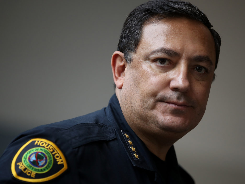 Houston Police To Cease 'No Knock' Warrants, Chief Announces After ...