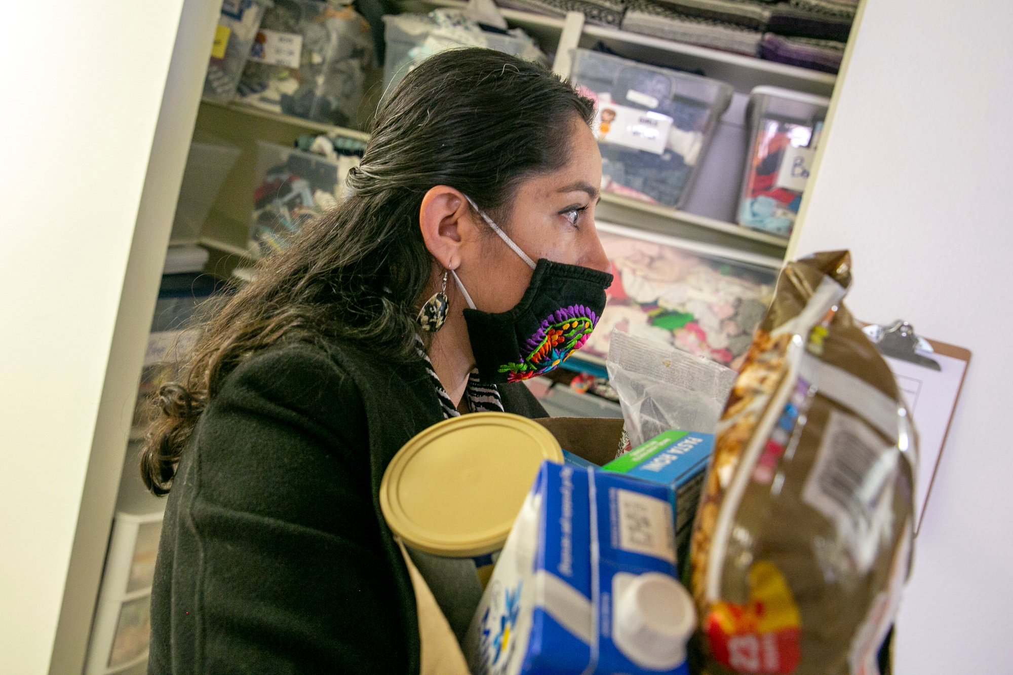 Inmigrantes indocumentados fuertemente afectados por el coronavirus ...