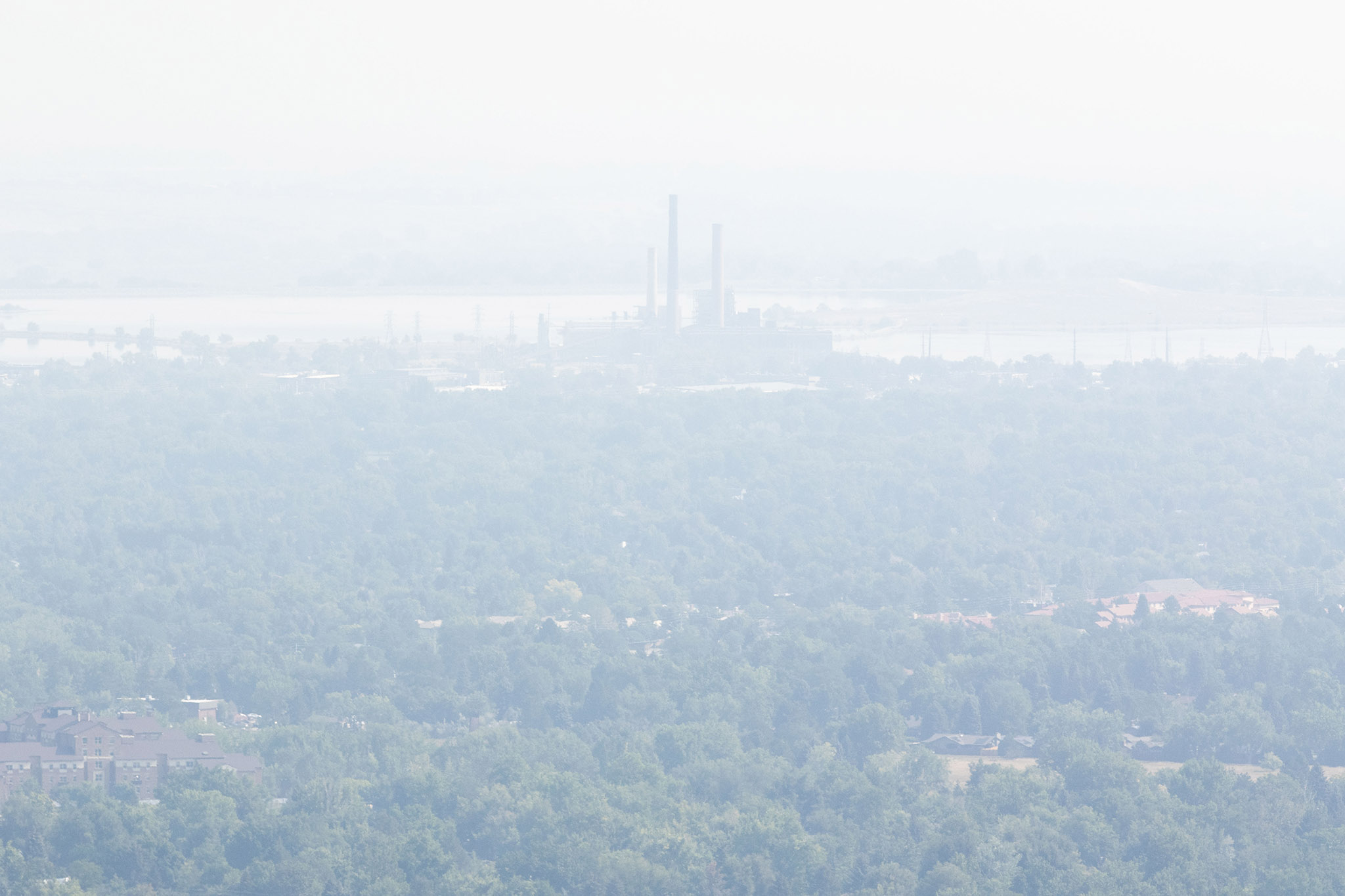 Wildfire smoke drove Front Range ozone pollution during hazy 2021 ...