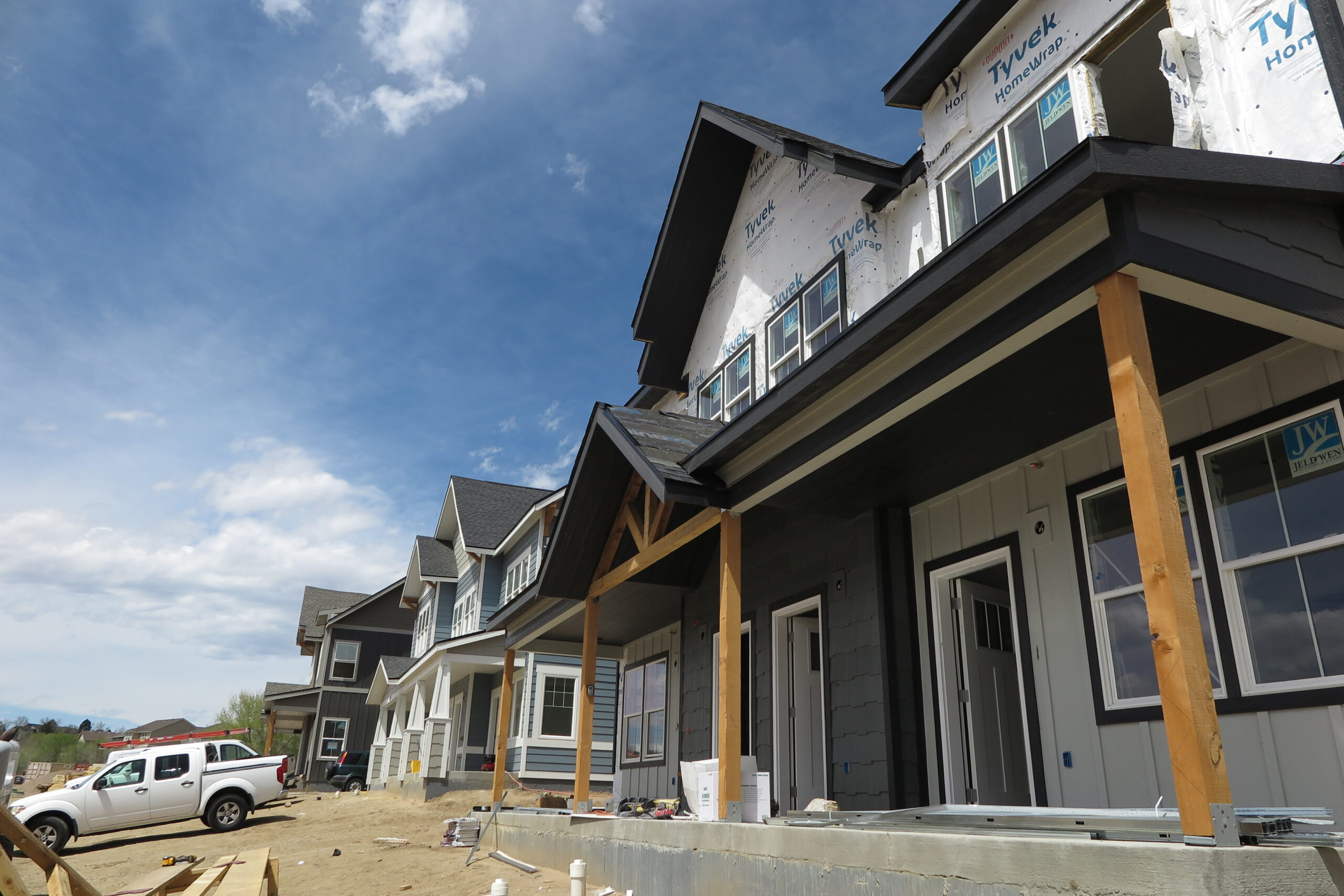 Gov. Polis’ housing proposal would allow duplexes, townhomes, ADUs ...