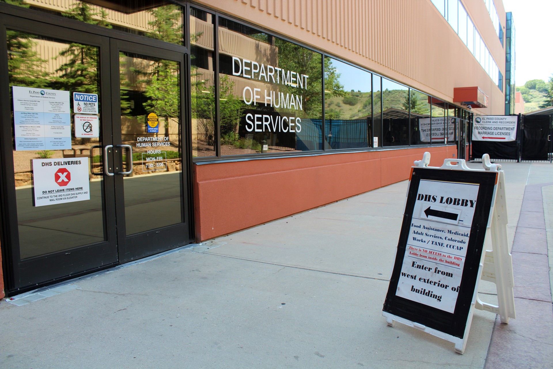 ‘People can’t do their work’: High case loads, turnover leave social ...