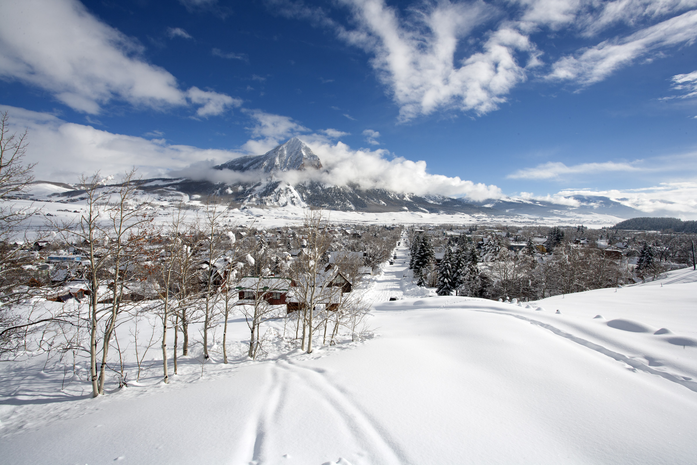 Colorado ski towns saw revenues increase surprisingly during the ...