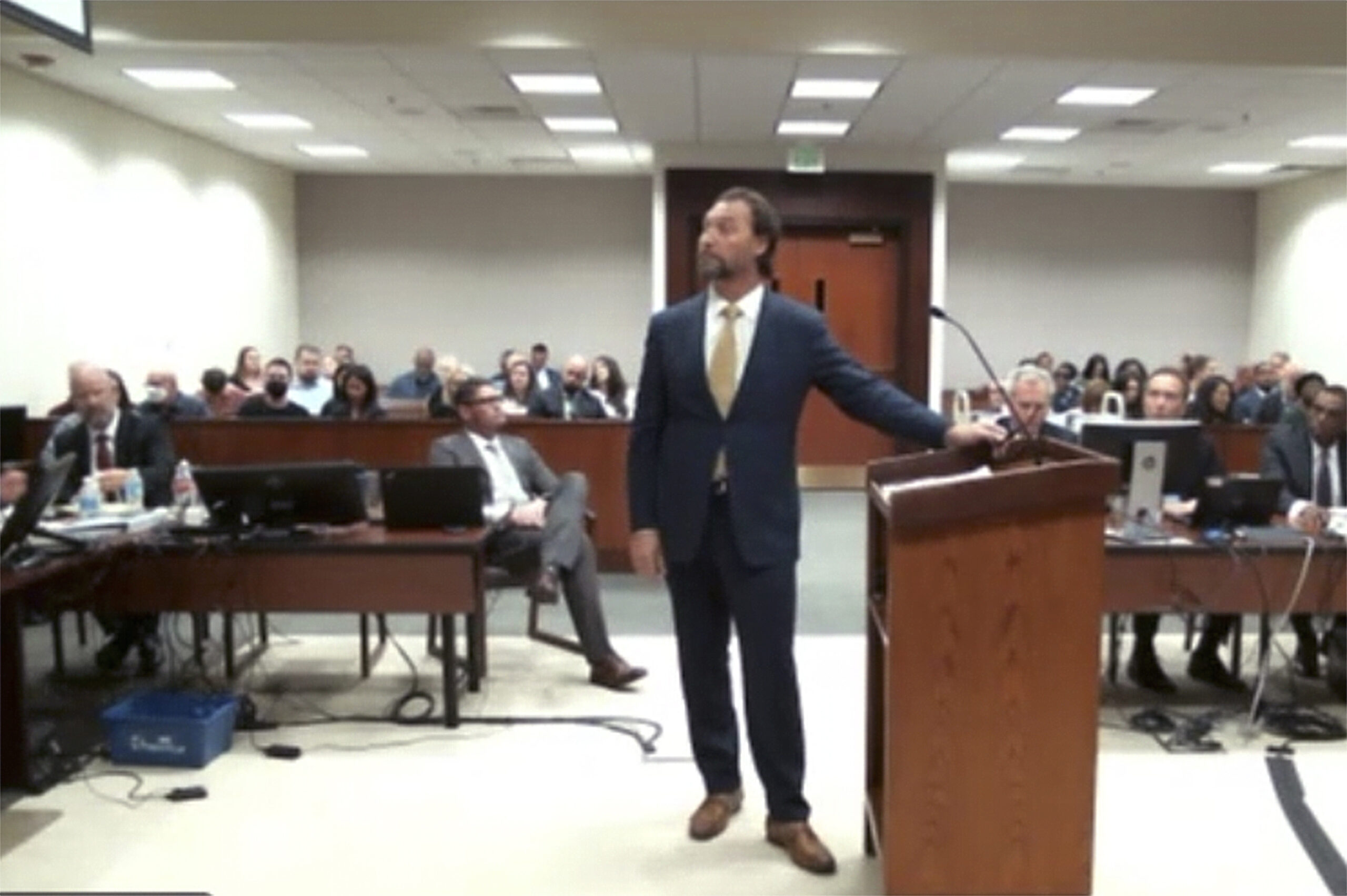 Closing Arguments: Prosecutors say officers didn’t follow their own ...