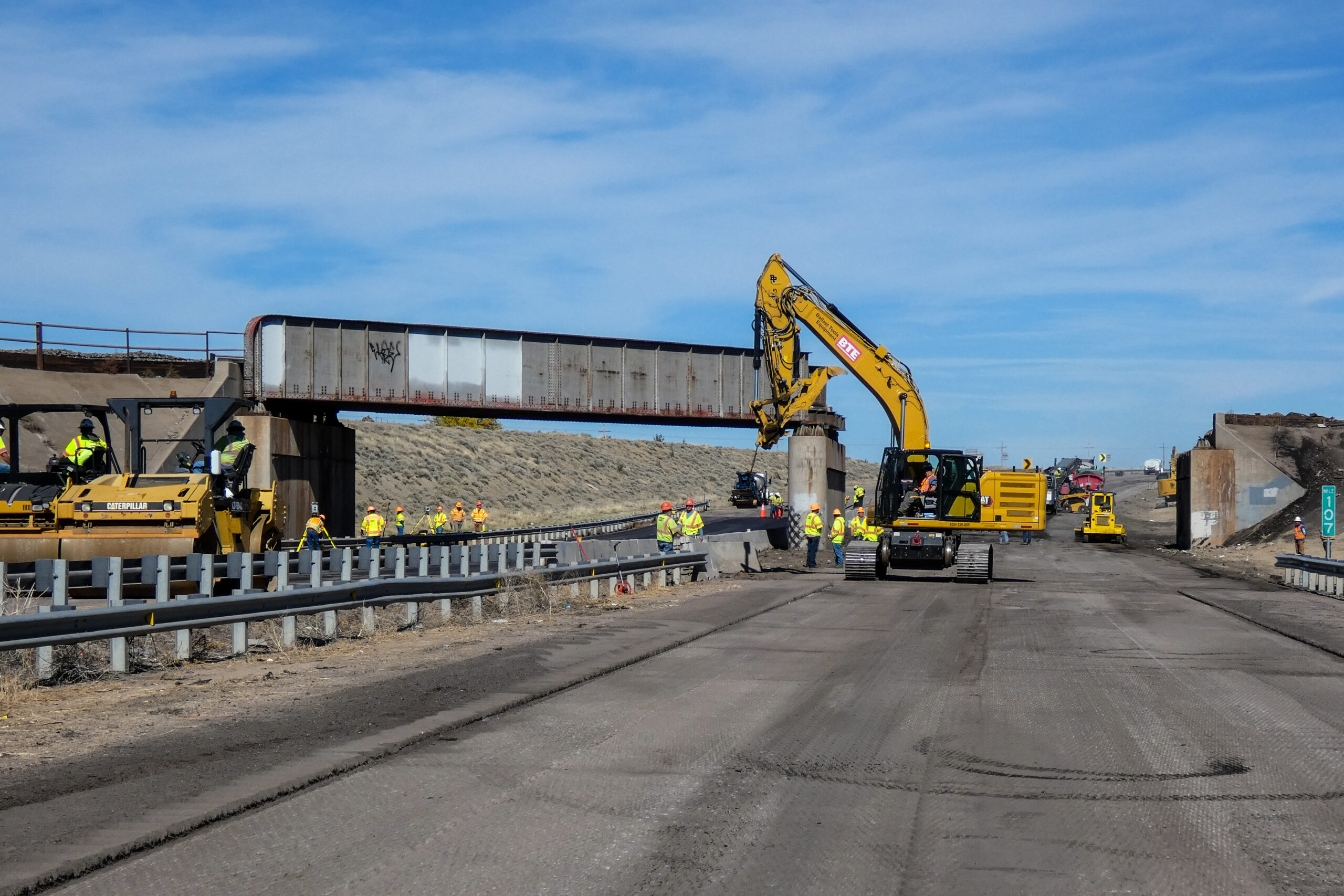 Traffic on I-25 near Pueblo is moving southbound again after a train ...