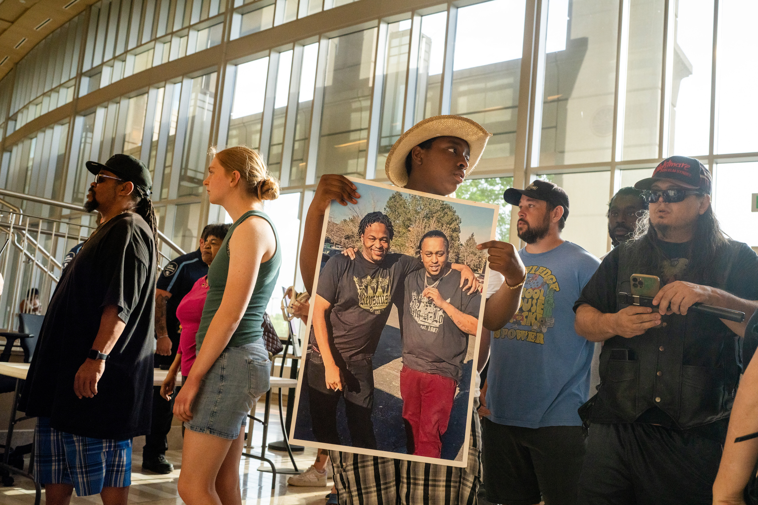 Aurora Police Department says officer who shot Kilyn Lewis didn’t ...