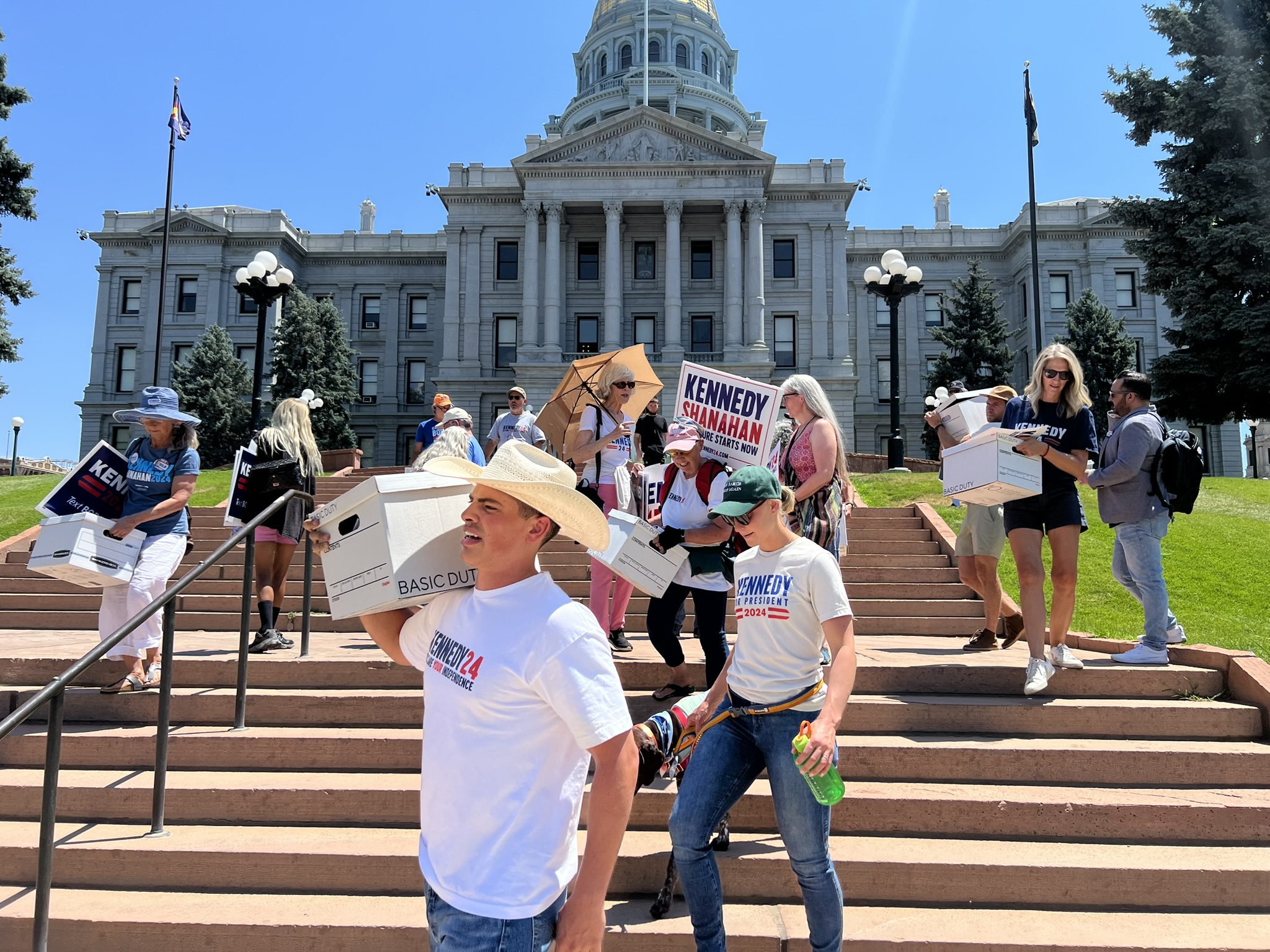 Kennedy campaign says they have 30,000 signatures — more than enough to ...