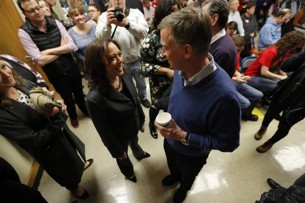 Colorado Democratic delegates begin voting for presidential nominee