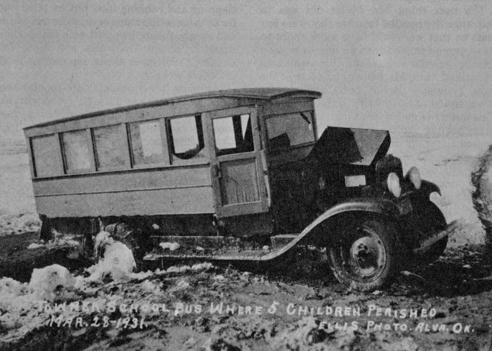 Remembering the deadly school bus accident that stranded children for ...