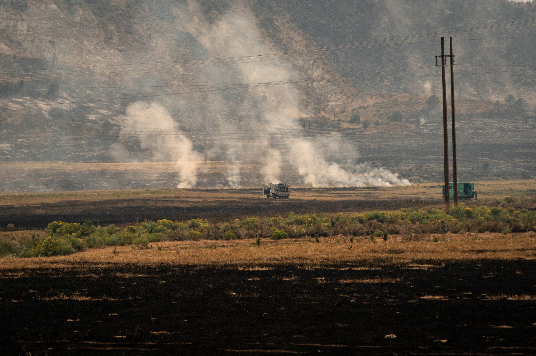 Firefighters make progress containing Lee Fire